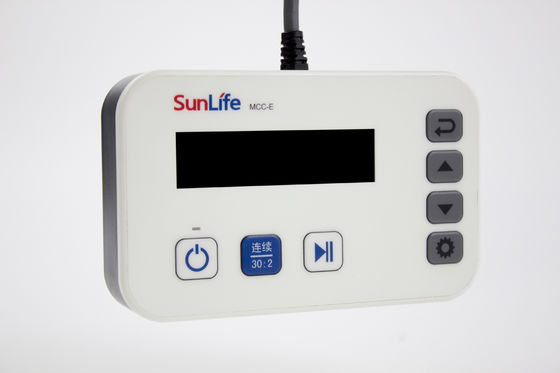 การช่วยเหลือปอดแบบอัตโนมัติแบบพกพา และอัตราการบด 102 Bpm